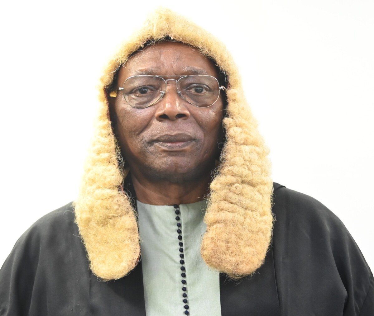 Sierra Leone’s Speaker of Parliament Will Retire on April 30 - SwitSalone